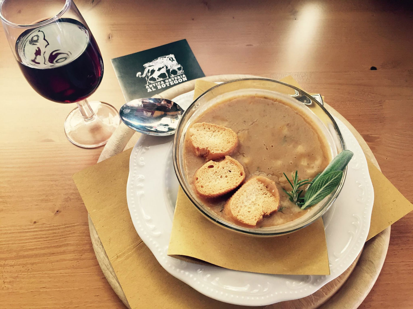 Aperitivo Treviso - Osteria Treviso Botegon, Tempio di Spritz e Prosecco